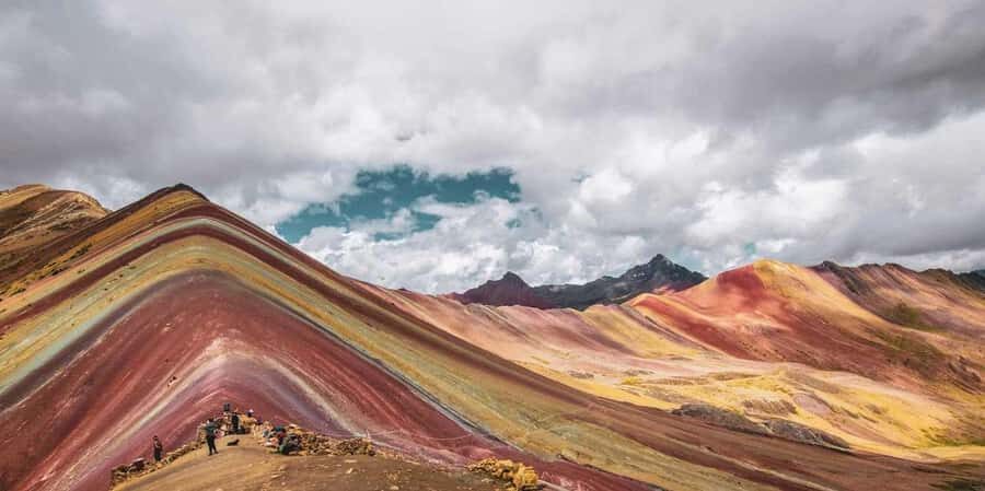 Cusco: Rainbow Mountain Hike
