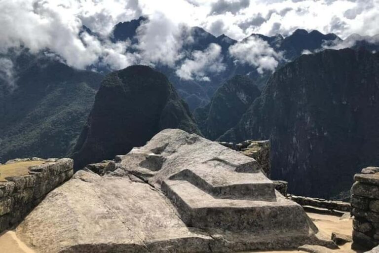 From Cusco: Private Day Trip to Machu Picchu