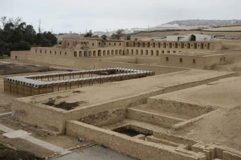 Lima: Guided Tour to Pachacamac Temple