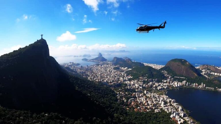 Rio de Janeiro by Air: 10-Minute Helicopter Tour