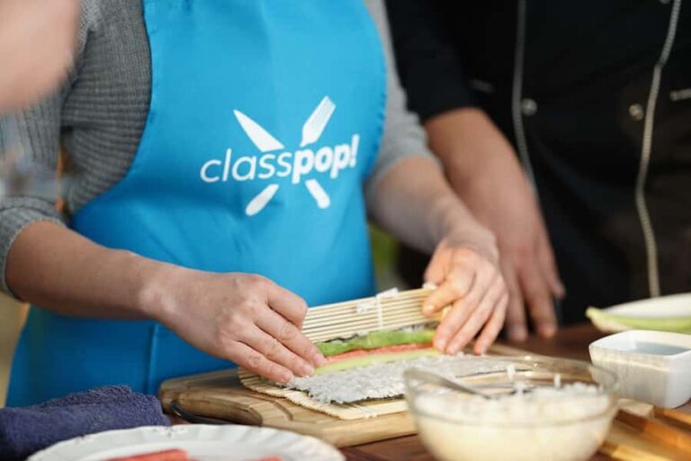 Toronto: Sushi Making Class With Local Chef